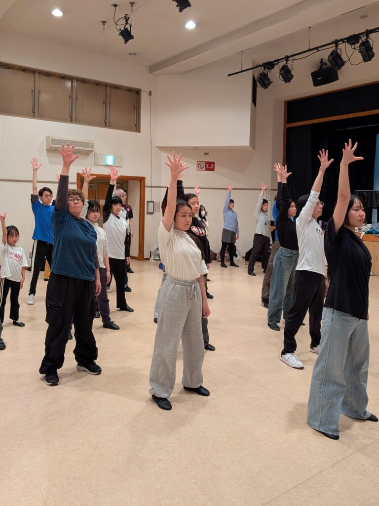 演技とダンス、感情をつなぐ日-3/16(日)稽古ハイライト | Tokyo EHON座